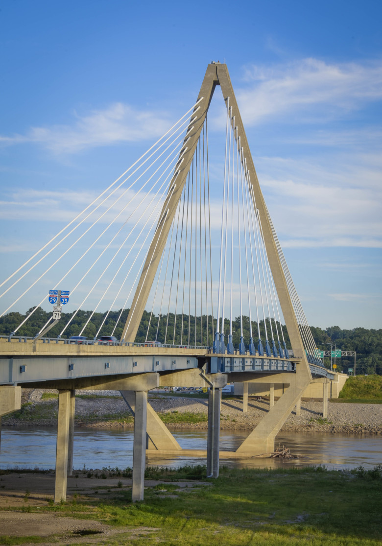 Hayes Drilling, Inc » Christopher S. Bond Bridge (I-29) over Missouri ...